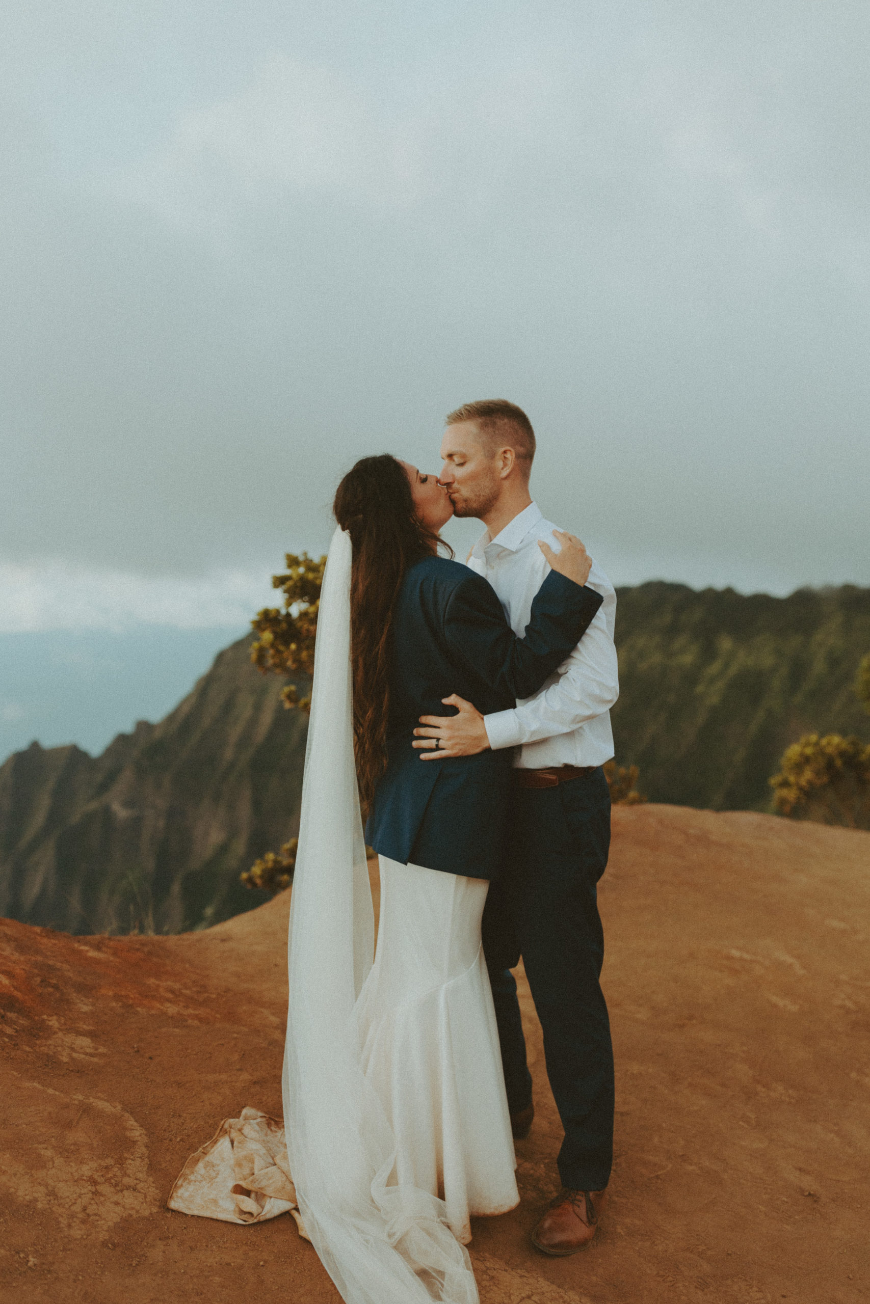 Incredible Locations for Your Kauai Elopement - valoryevalyn.com