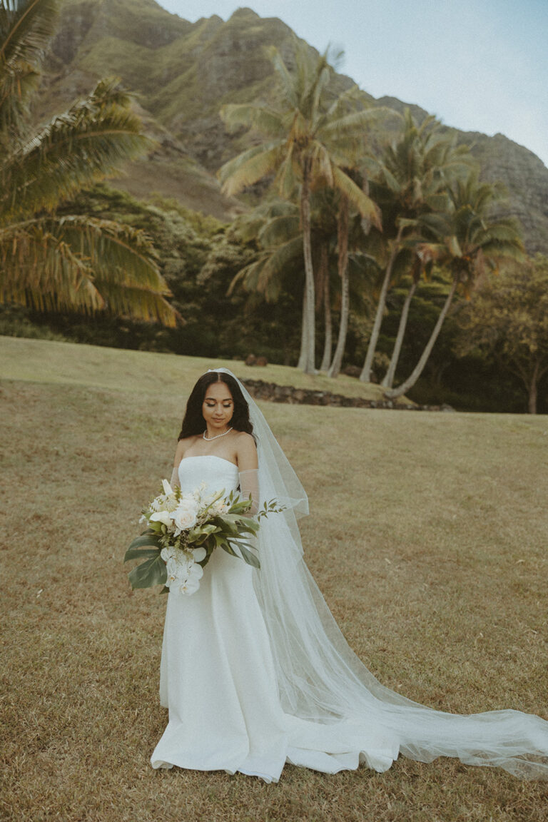 An Intimate Kualoa Ranch Wedding at Paliku Gardens - valoryevalyn.com